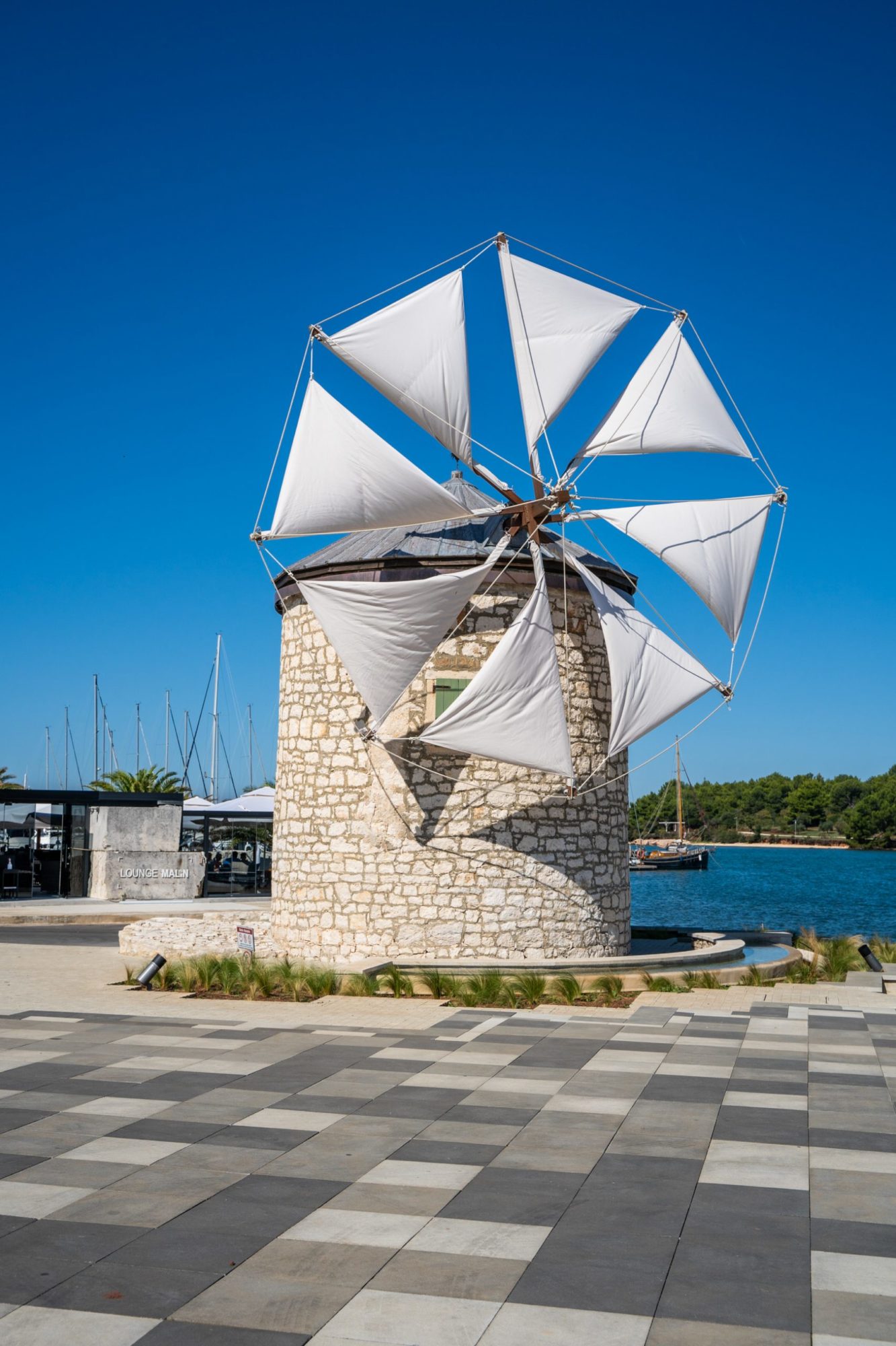 Malin, a symbol of Medulin and guardian of its port - Medulin Riviera